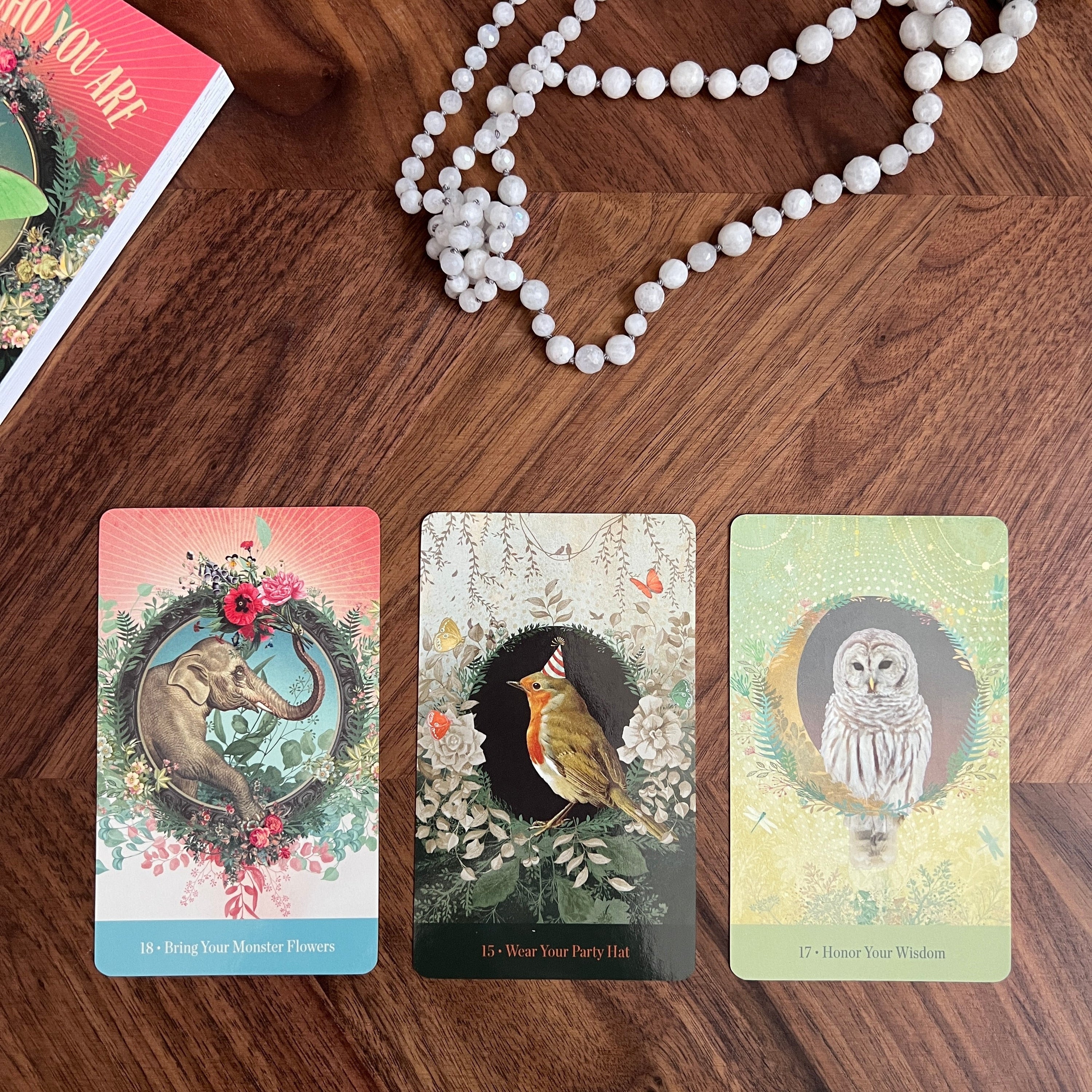 Love Who You Are Oracle Deck | Confía Collective